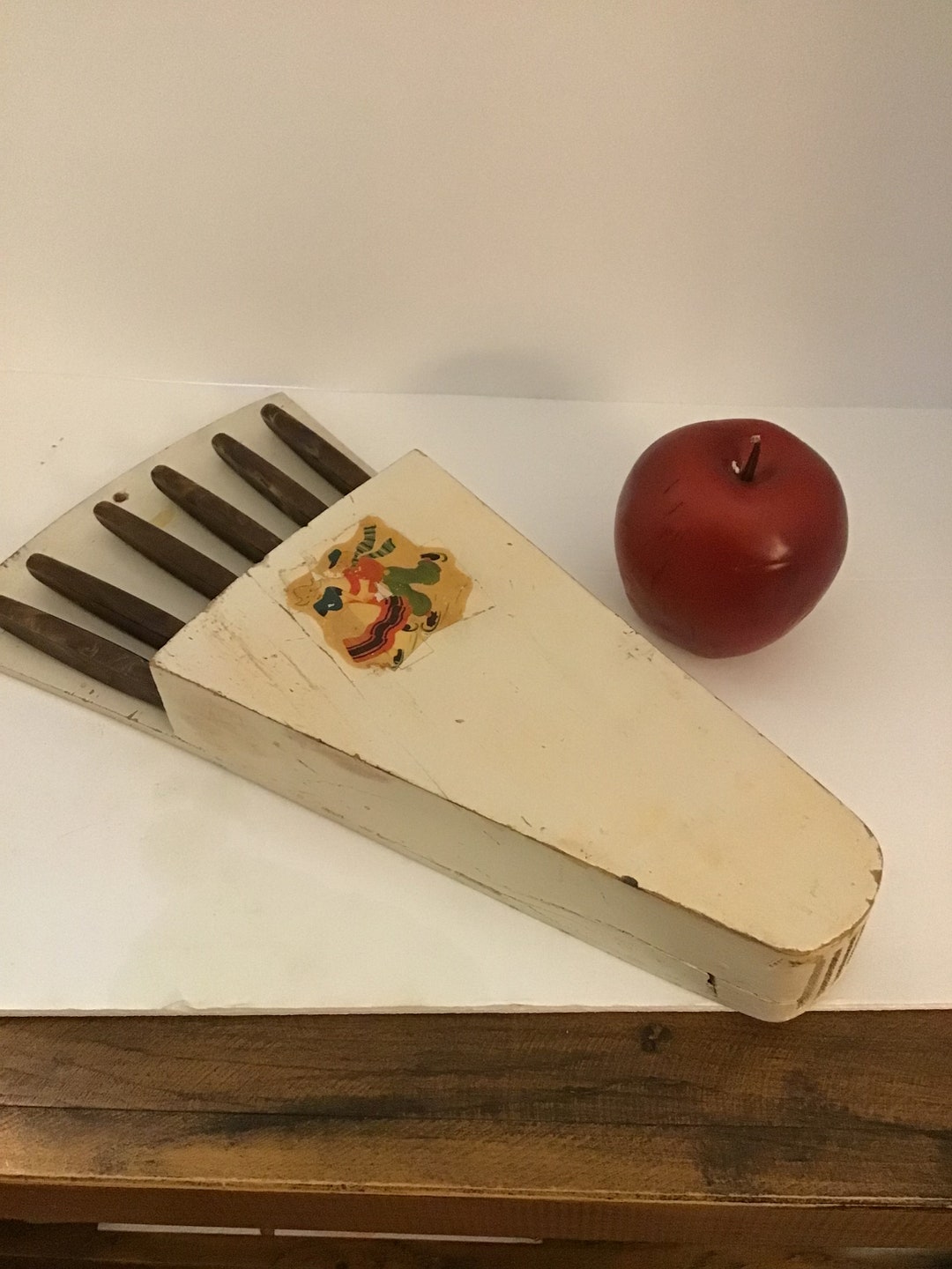 Dutch Dancing Vintage Wooden Knife Set With Vintage Storage Wall ...