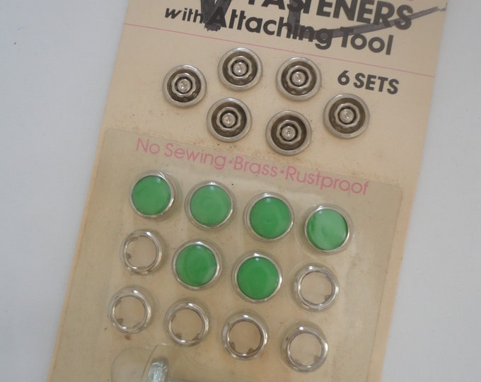Vintage Decorative Snaps With Attaching Tool by Dyno Made in Japan 1976, Green Snap Fastners ...