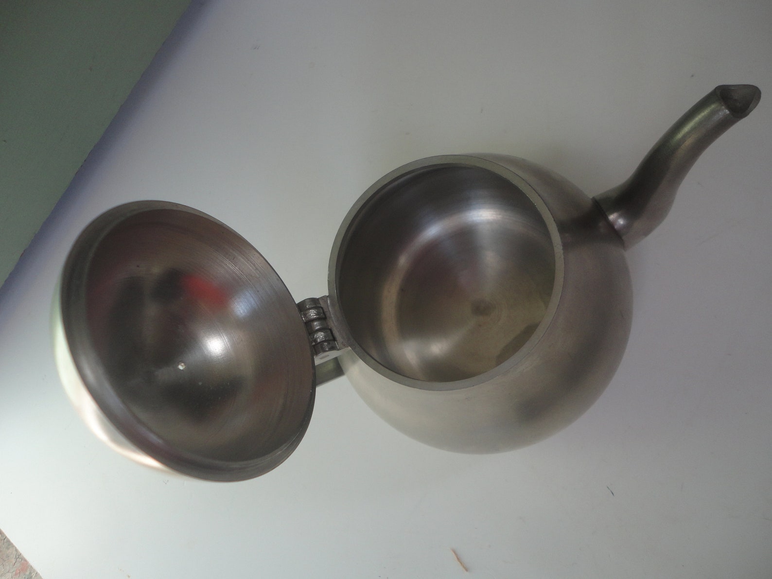 Vintage Pewter Meeuws and Zoon Tea Pot Made in Holland, Pewter Tea Pot ...