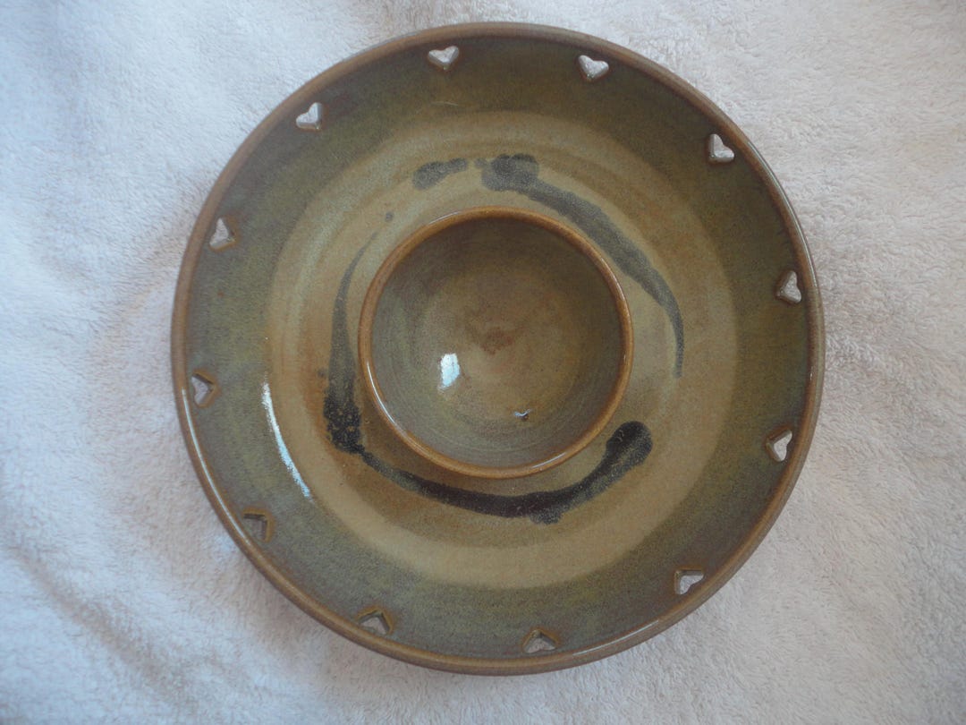 Vintage Cunningham Brown Green Chip and Dip Dish With Hearts ...