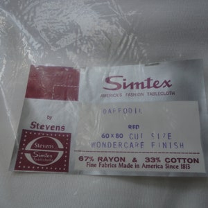 Vintage Red Pink Daffodil Simtex Cotton Rayon Unused Tablecloth ...