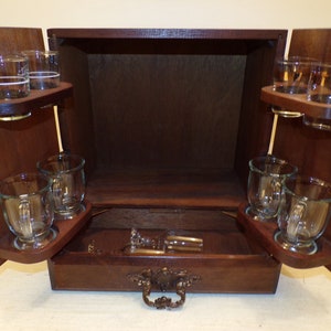 Vintage MCM Table Top Mini Bar Solid Wood 3 Decanters & Glassware - Etsy