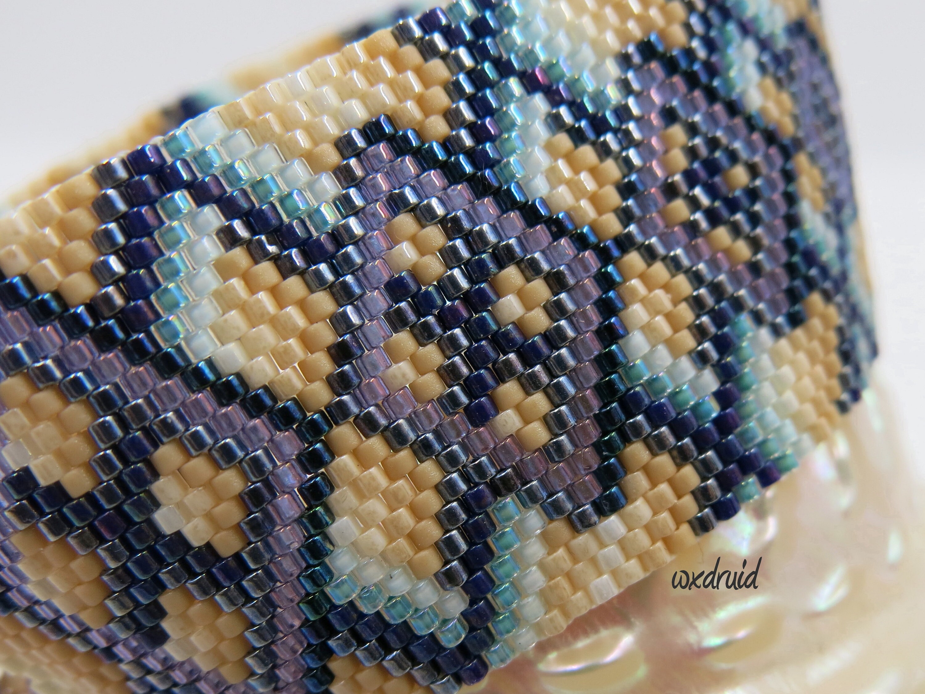 Interlocking Diamonds : Odd Count Peyote Stitch Pattern, PDF Download ...
