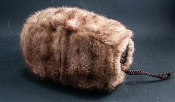 Victorian, Edwardian, fur handwarmer, muff. Winter we… - Gem