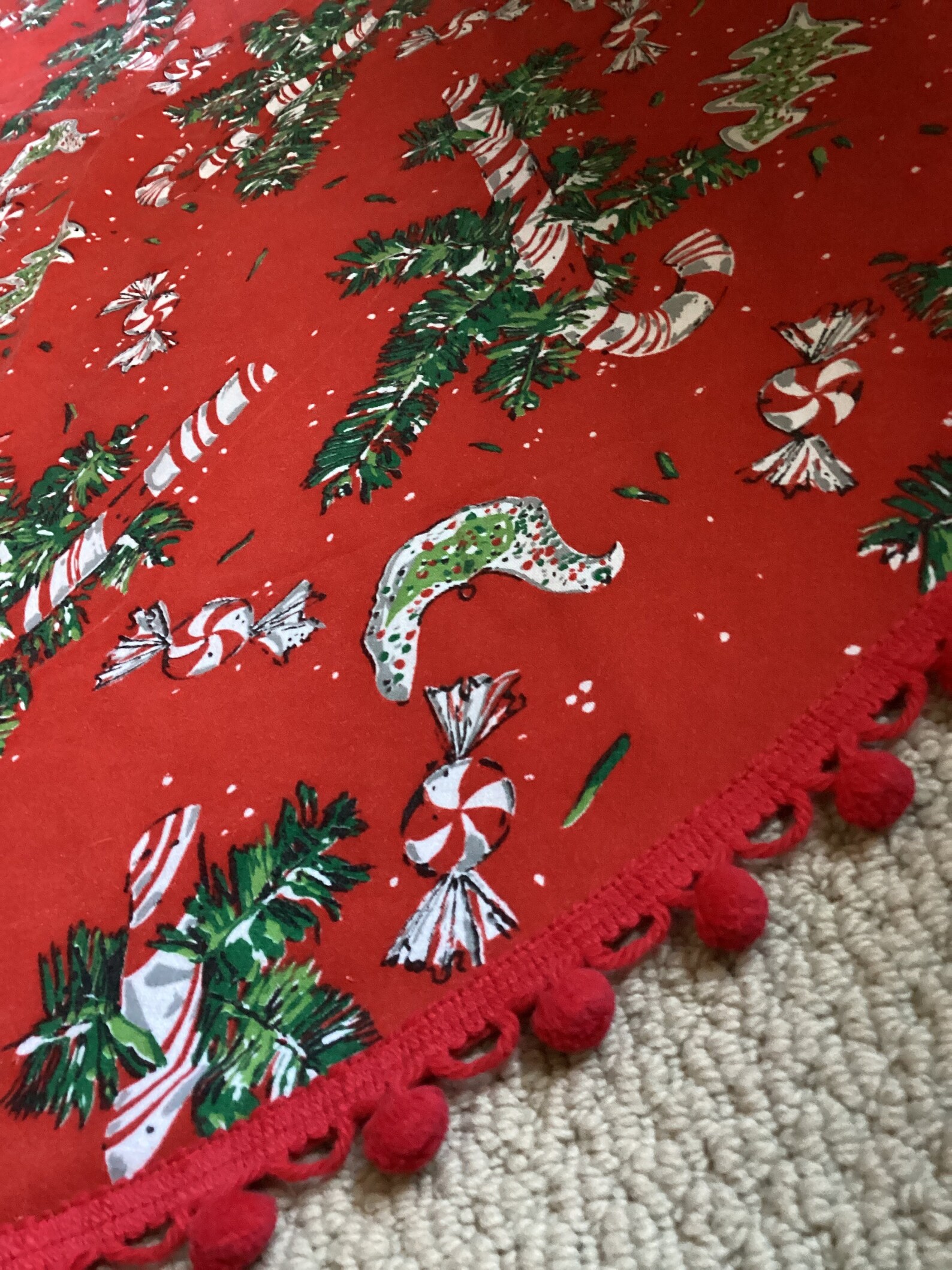 52" Round Christmas Red Candy Cane/peppermint/tree Bough Linen ...