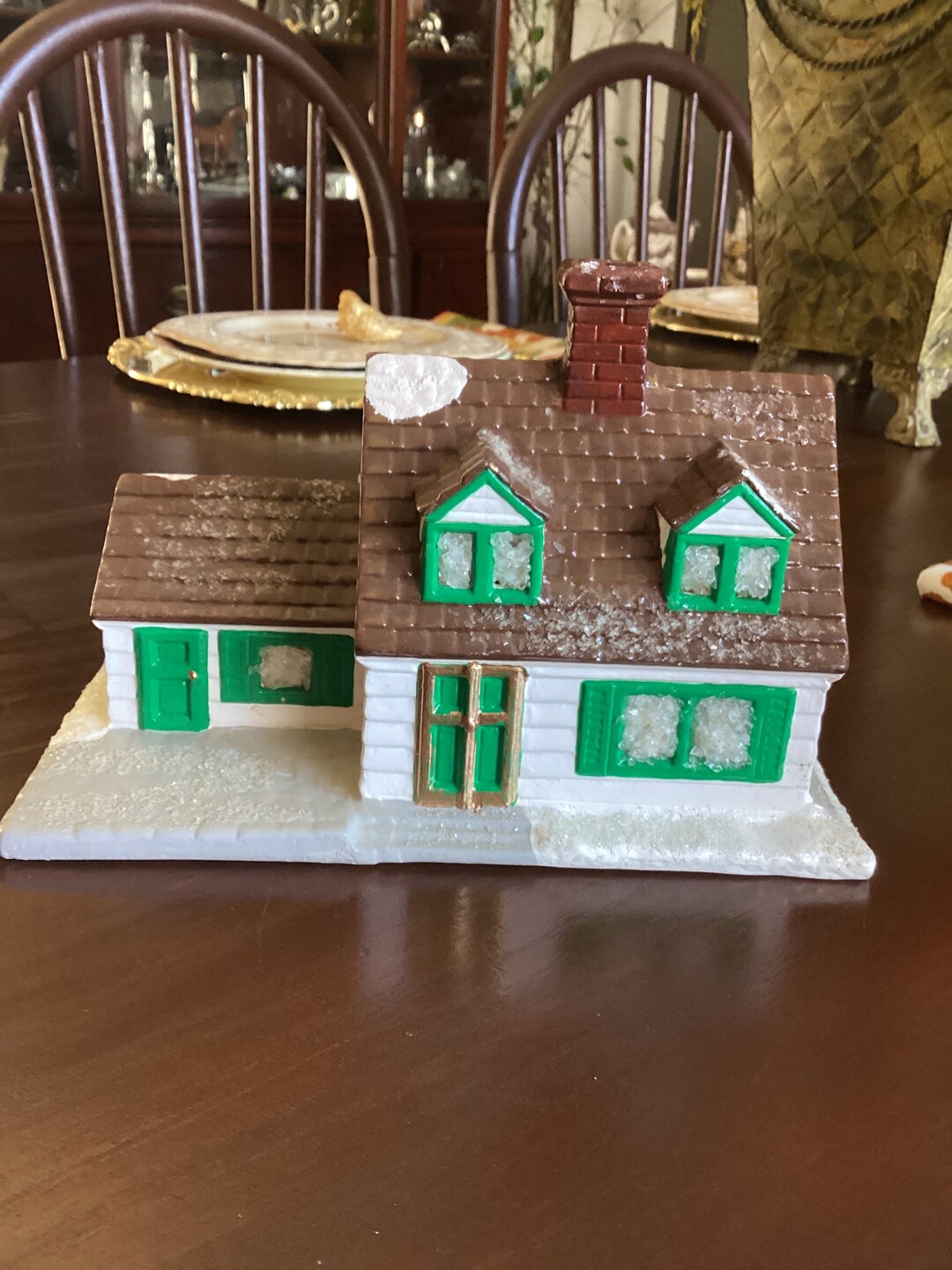 1979 White/green/brown Byron Molds Ceramic Christmas Village Light up ...