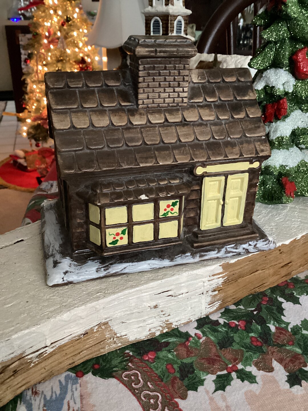 1979 Byron Molds Ceramic Christmas Village House Holly Painted Windows ...