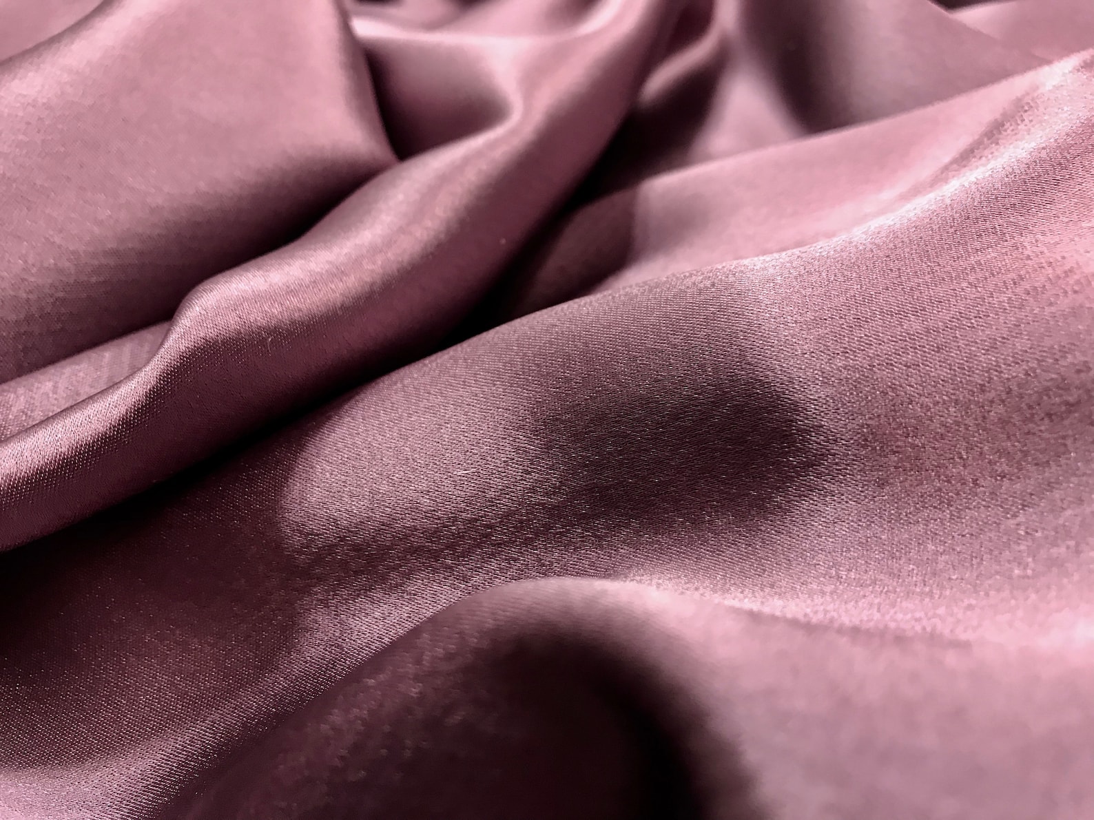Mauve Purple Triacetate Flowy Fabric Shiny Material - Etsy Canada