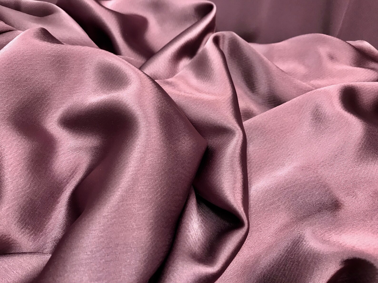 Mauve Purple Triacetate Flowy Fabric Shiny Material - Etsy Canada