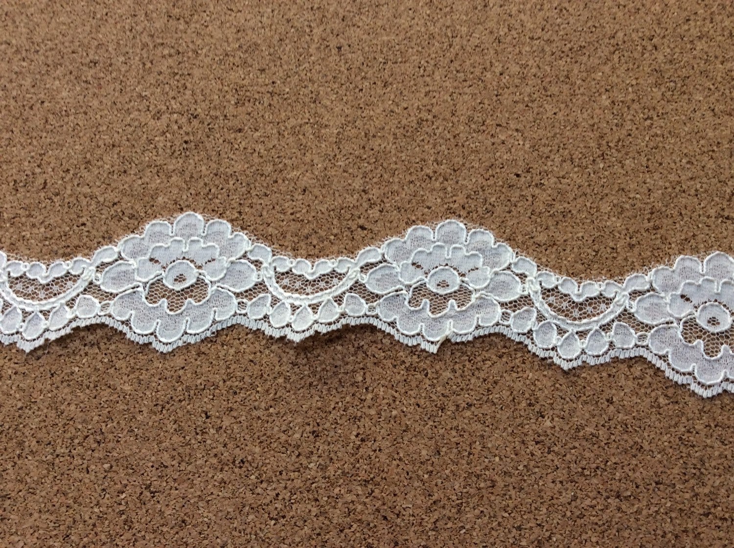 Alencon Lace Border, Scallop Border, Lace Scallop, Ivory Lace Scallop ...