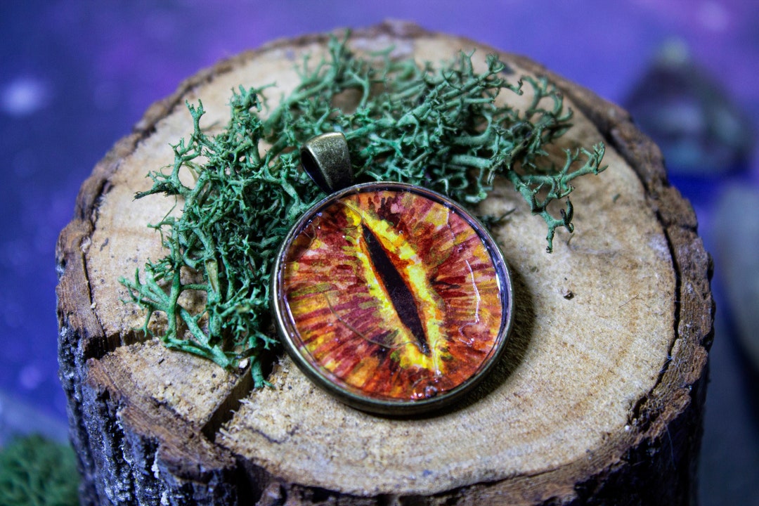 Eye of Sauron- Hand Painted Watercolor Resin Poured Necklace- Lord of ...