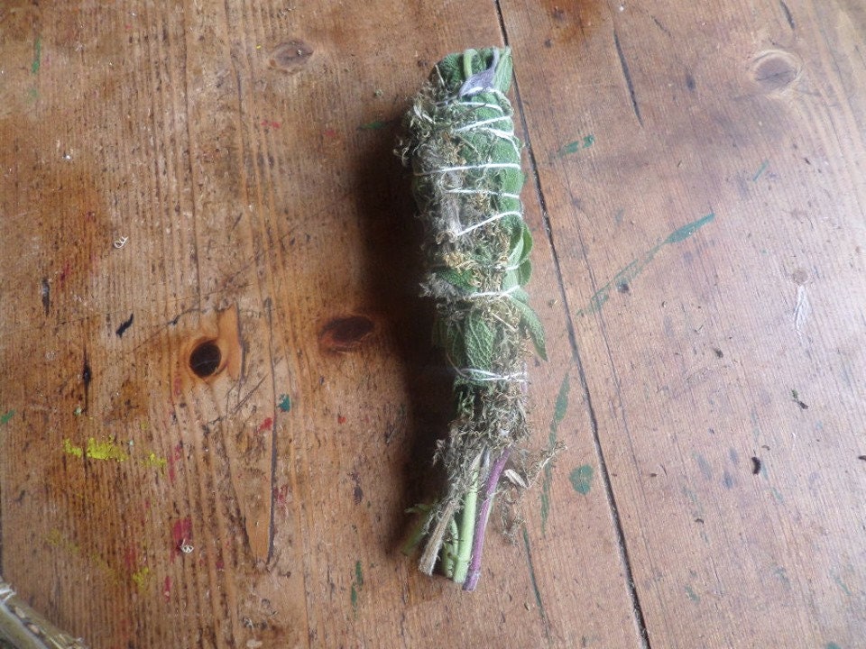 Sage and Yarrow Smudge Stick, 6 Inches Long, but Substantial - Etsy UK