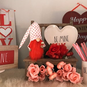 Valentines Gnome, Love Gnome, Roses, Tomte, Nisse, Valentine Gnome ...