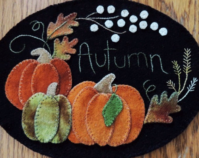 Autumn Pumpkins Wool Table Mat Pattern Fall Pumpkin With Autumn ...