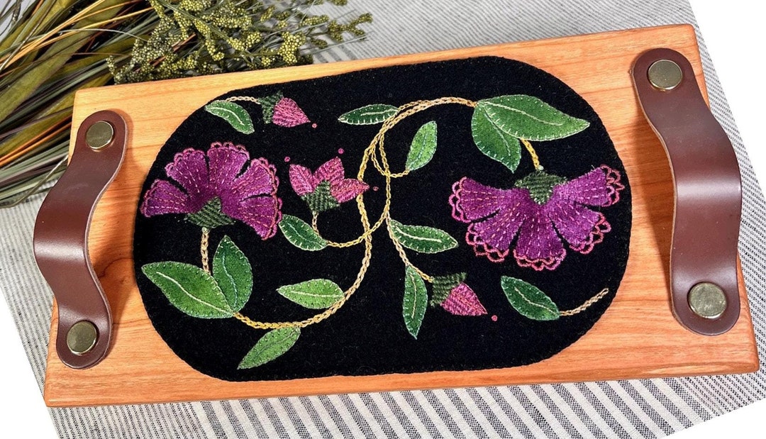 Purple Flowers Wool Applique Table Mat Kit & Pattern (bernyce GLP 577 ...