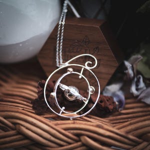 Solar System Necklace Pendant - Kinetic Spinning Solar System 925 ...