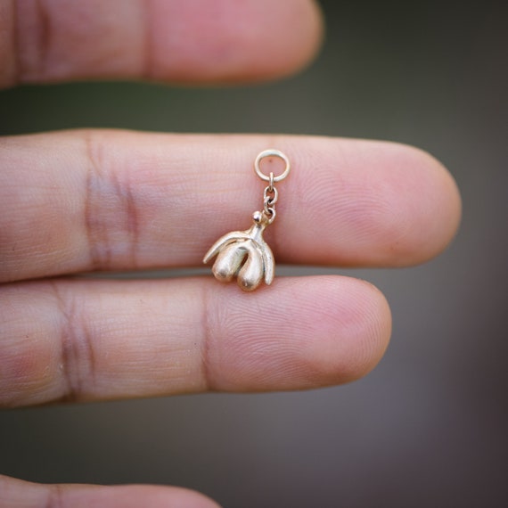 Clitoris jewellery store