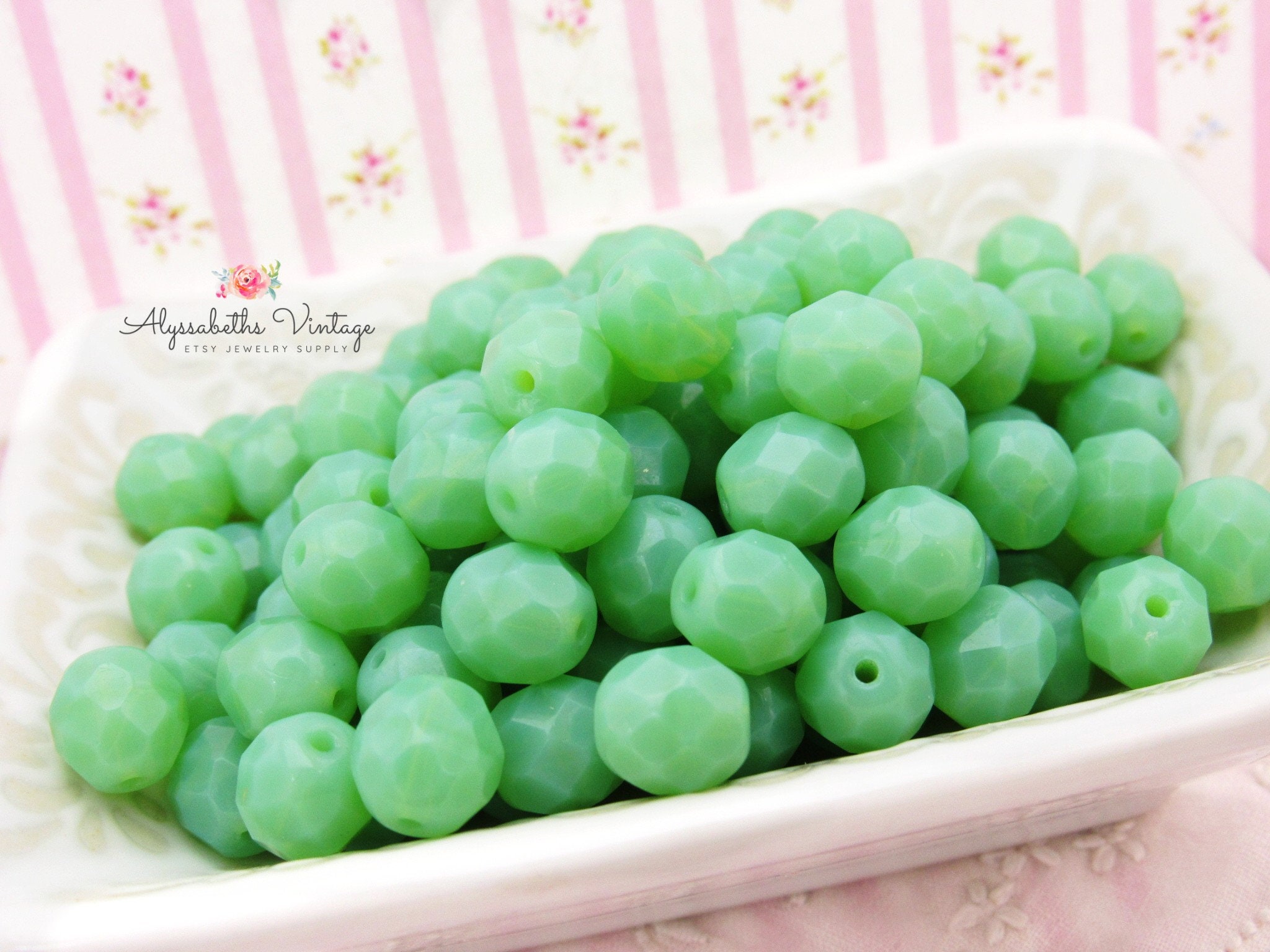 Faceted Opaque Jade Green Opal 8mm Round Fire Polished Glass Beads ...