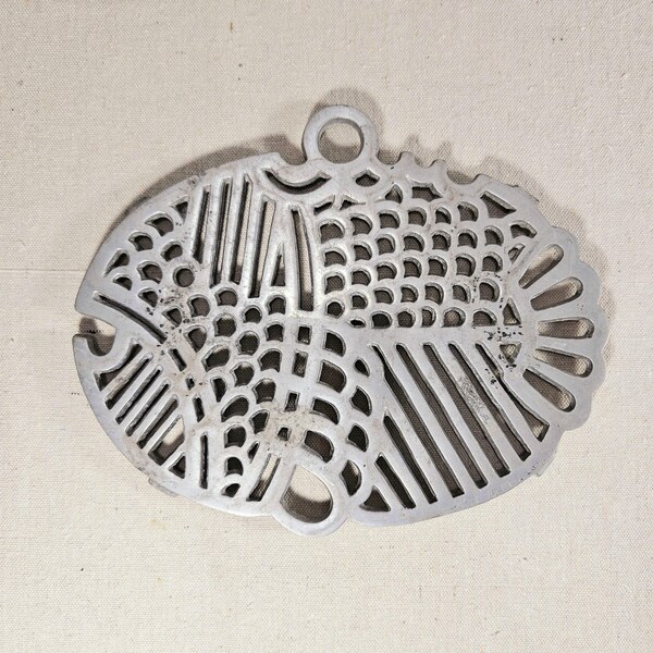 Fish Trivet - Etsy