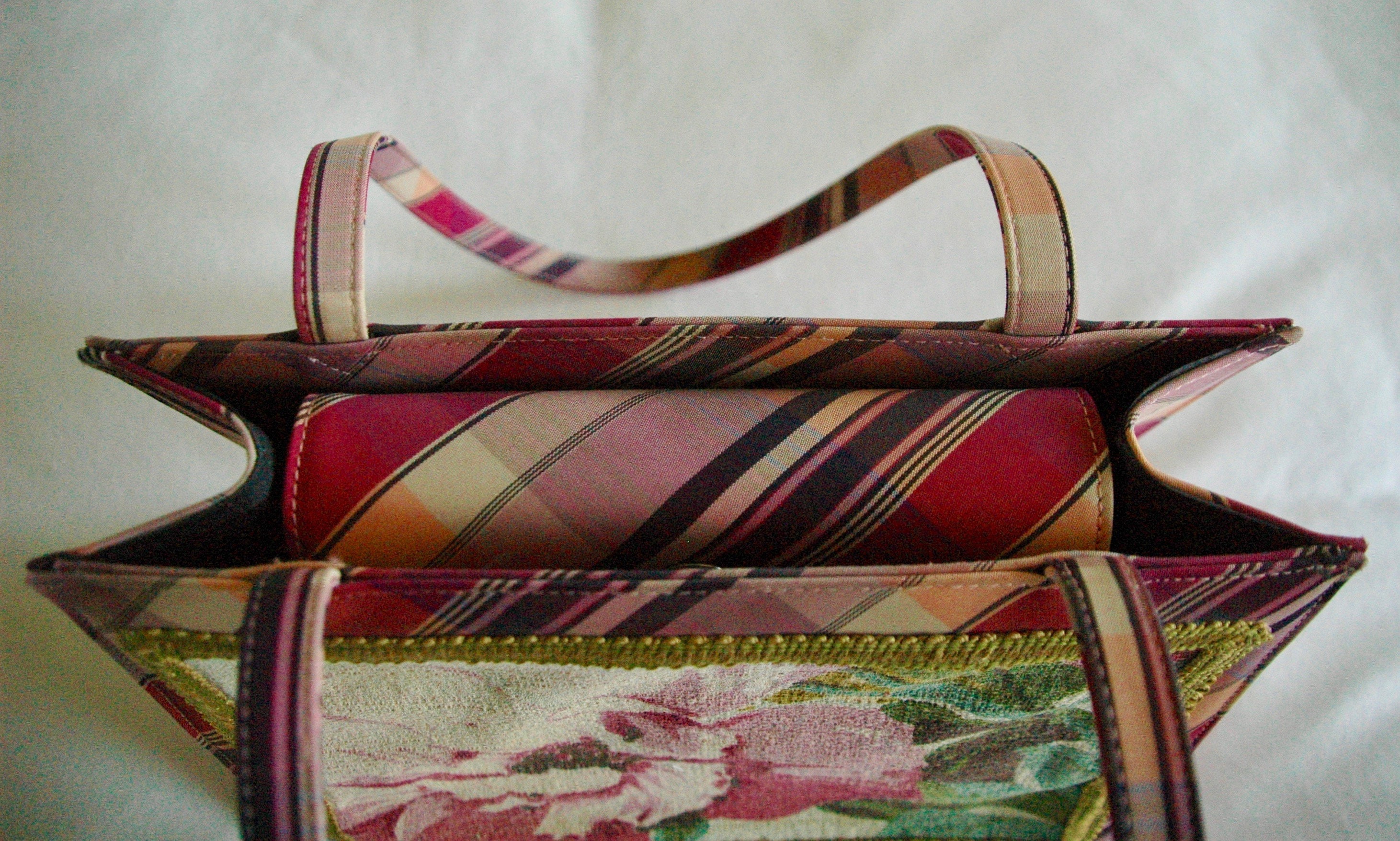 Upcycled Plaid Handbag – Vintage Barkcloth Floral Applique - Etsy
