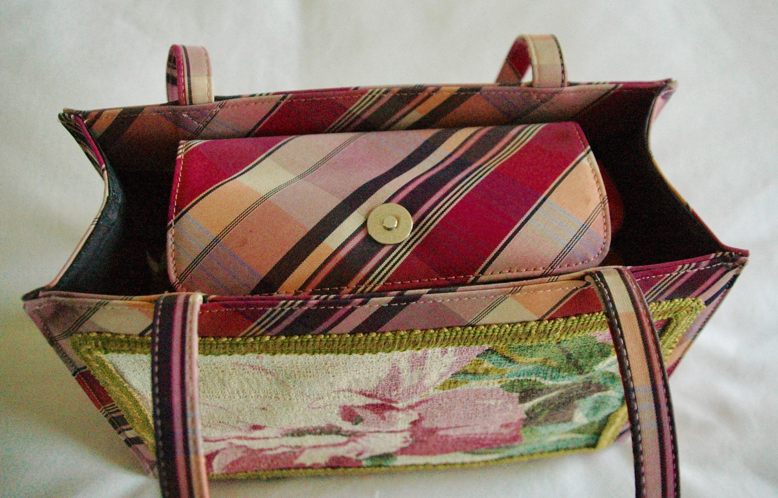 Upcycled Plaid Handbag – Vintage Barkcloth Floral Applique - Etsy