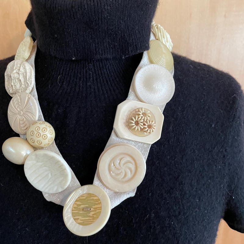 Button Necklace - Etsy