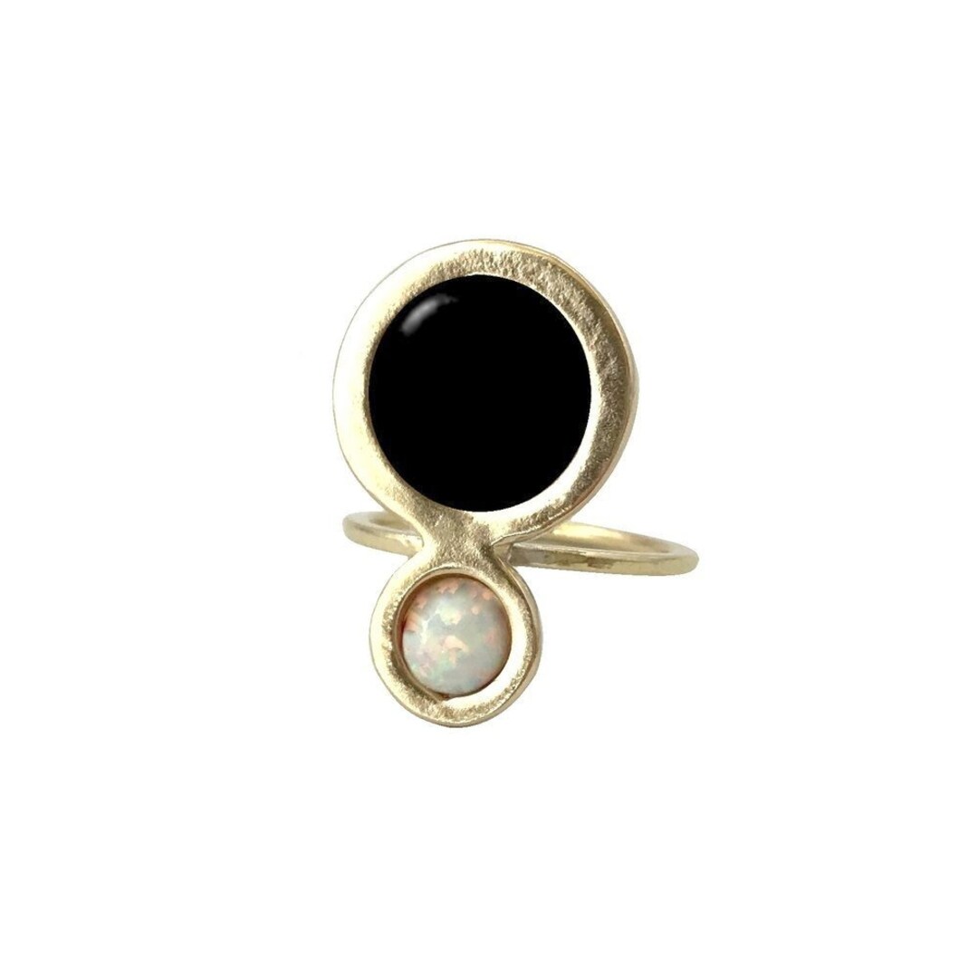 Orbit Ring With Large Black Onyx - Etsy