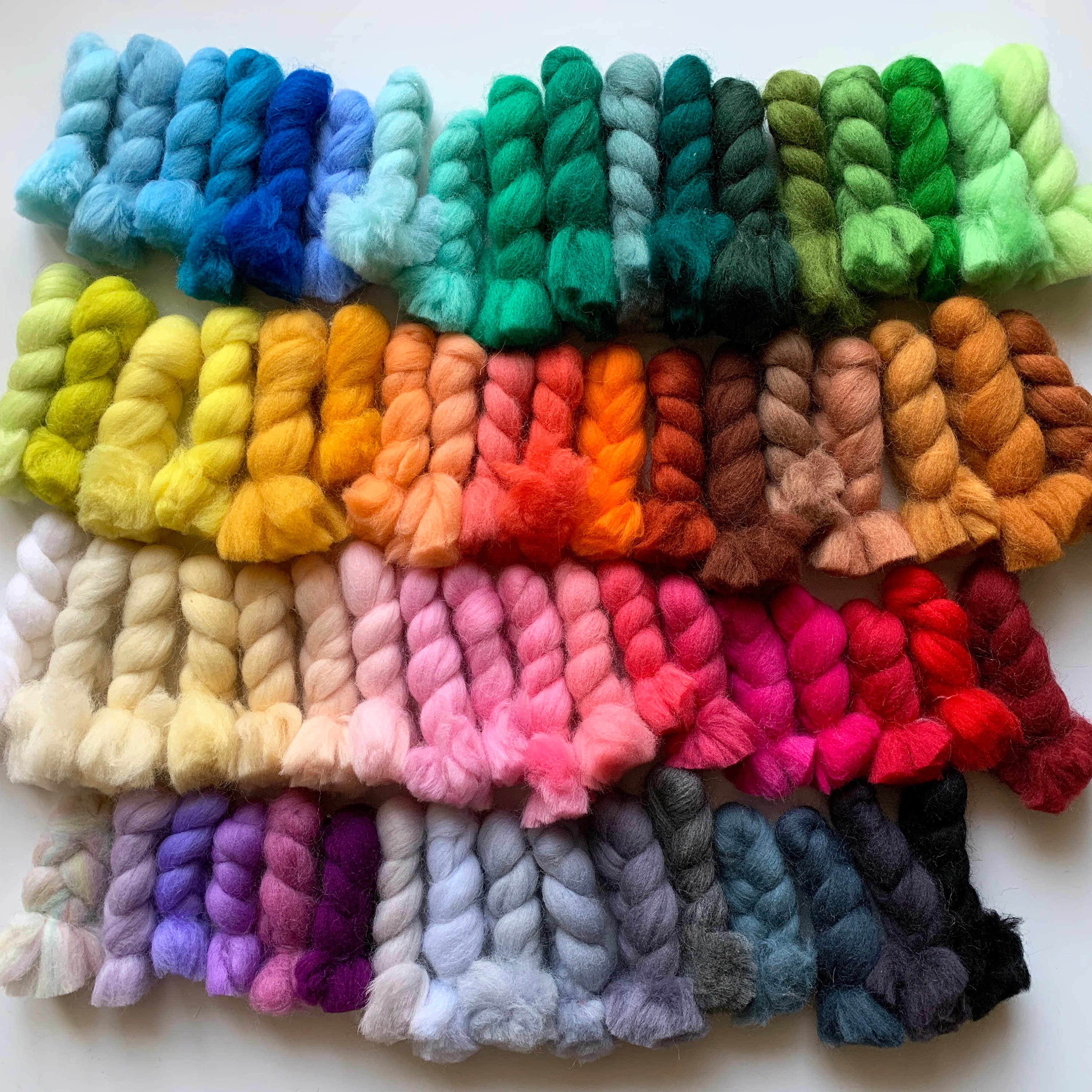 Merino Wool Roving 21 micron Blue Wool Roving Wet Felting | Etsy