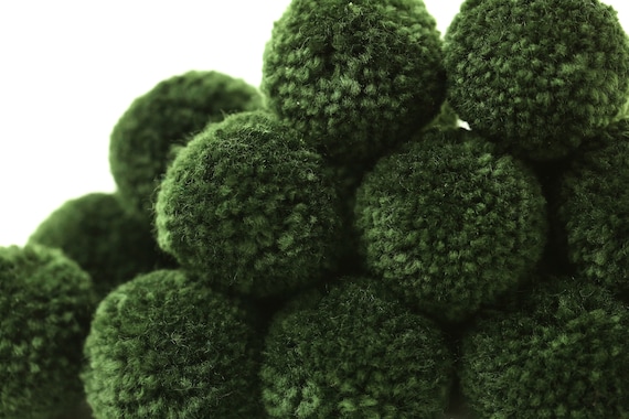 Yarn Poms P20 ARMY GREEN Yarn Pom Pom | Etsy