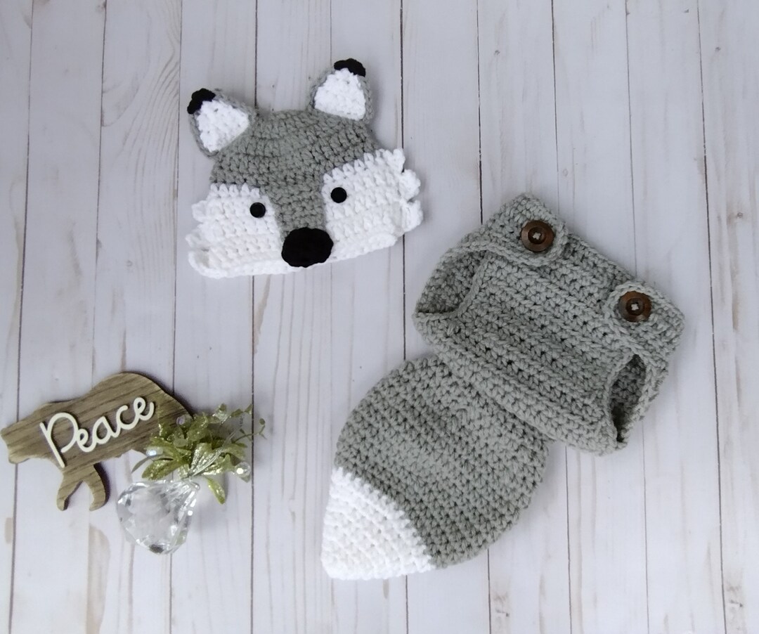 Crochet Wolf Hat and Diaper Cover, Newborn Wolf Hat, Baby Fox Outfit ...