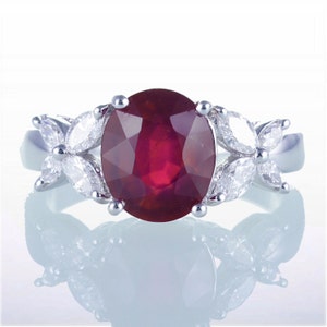 Classic Design RUBY Ring - Etsy