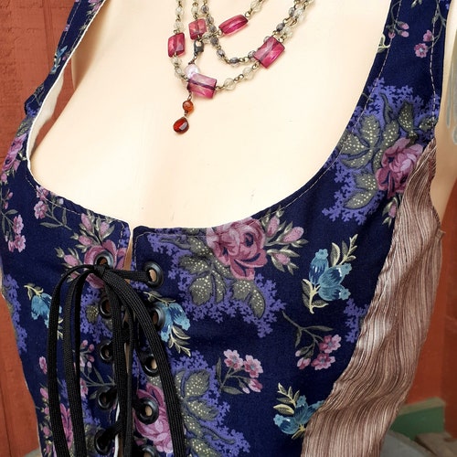Corset/bodice/bustier/vest/ Renaissance/boho/ Wench/ Size 2 - Etsy