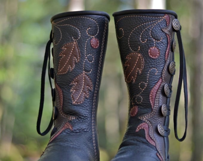 Vine & Leaf Moccasins: Made to Order - Custom Boots - Women's Moccasin ...