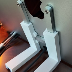 Usermac Apple Studio Display VESA Stand, Bespoke, Desk Level Screen ...