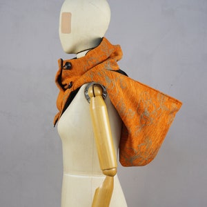 Orange Hooded Cowl, Victoriaanse XXL Hood, Black Scoodie, Floral Hooded ...