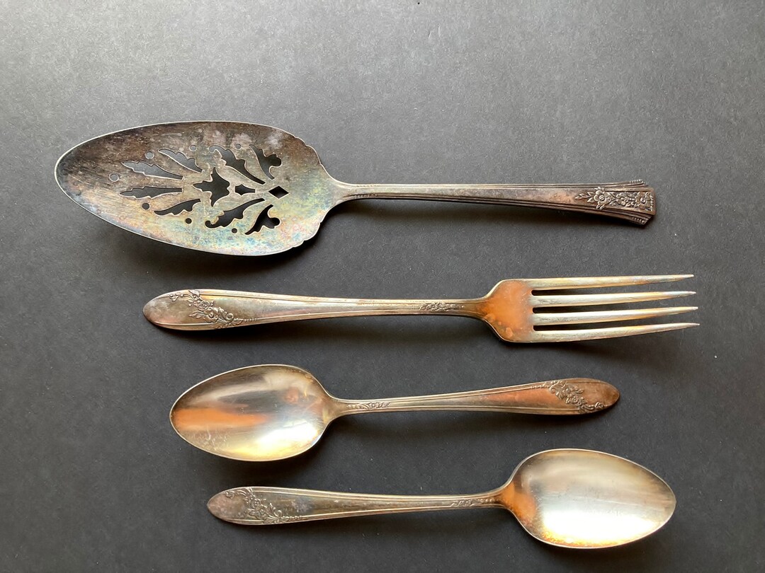 Retro Silverware, 4 Piece Mixed Silver Plate Flatware, Silverware Tudor ...
