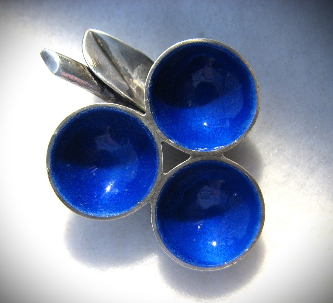 RARE Vintage Mcm/de HART Enamel and Sterling Brooch -- 12 Grams, Fully ...