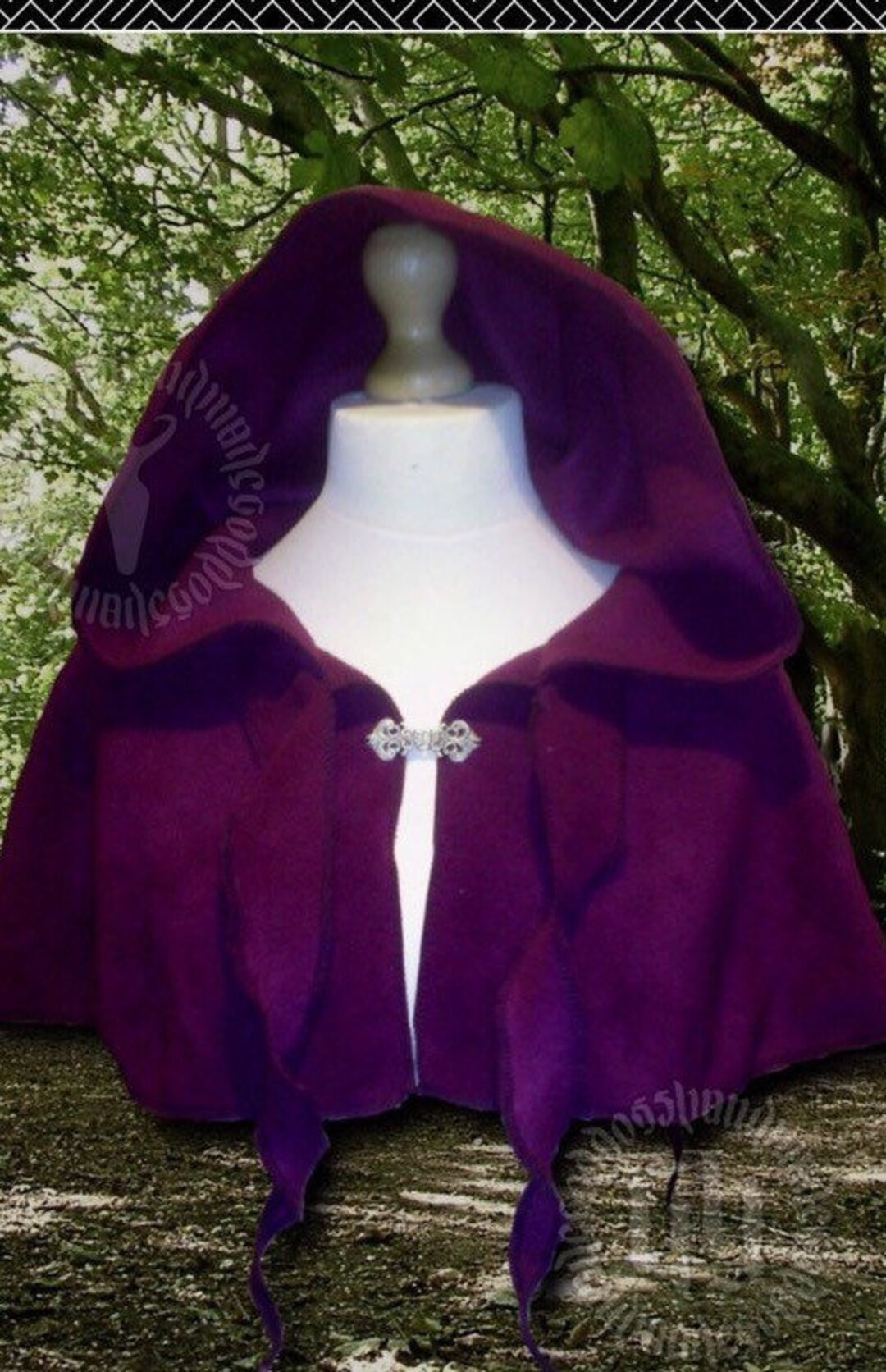 Fleece Capelet With Pixie Hood and Tendrils, Medieval LARP Clasp - Etsy