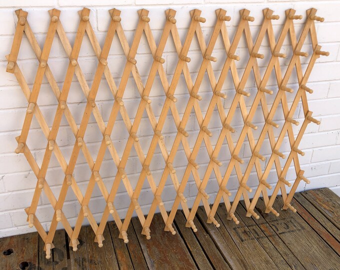 Massive Vintage Accordion Wood Peg Rack With 75 Pegs Hanging Hooks ...