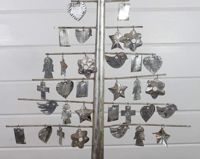 Vintage Hispanic Milagro Tree With Ornaments 2 Feet Tall Aluminum Tree ...