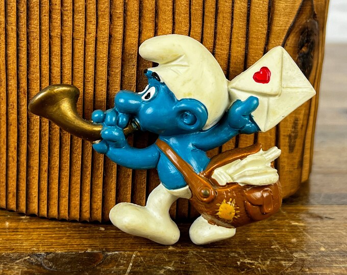 1980s Vintage Smurf Magnet Retro Mailman Smurf Letter Carrier ...