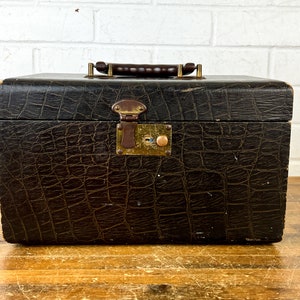 Distressed Vintage Brown Train Case Wooden Body With Faux Skin Exterior ...