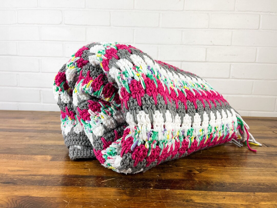 Afghan Authentic Vintage Homemade Throw Blanket Pink, Grey, White ...
