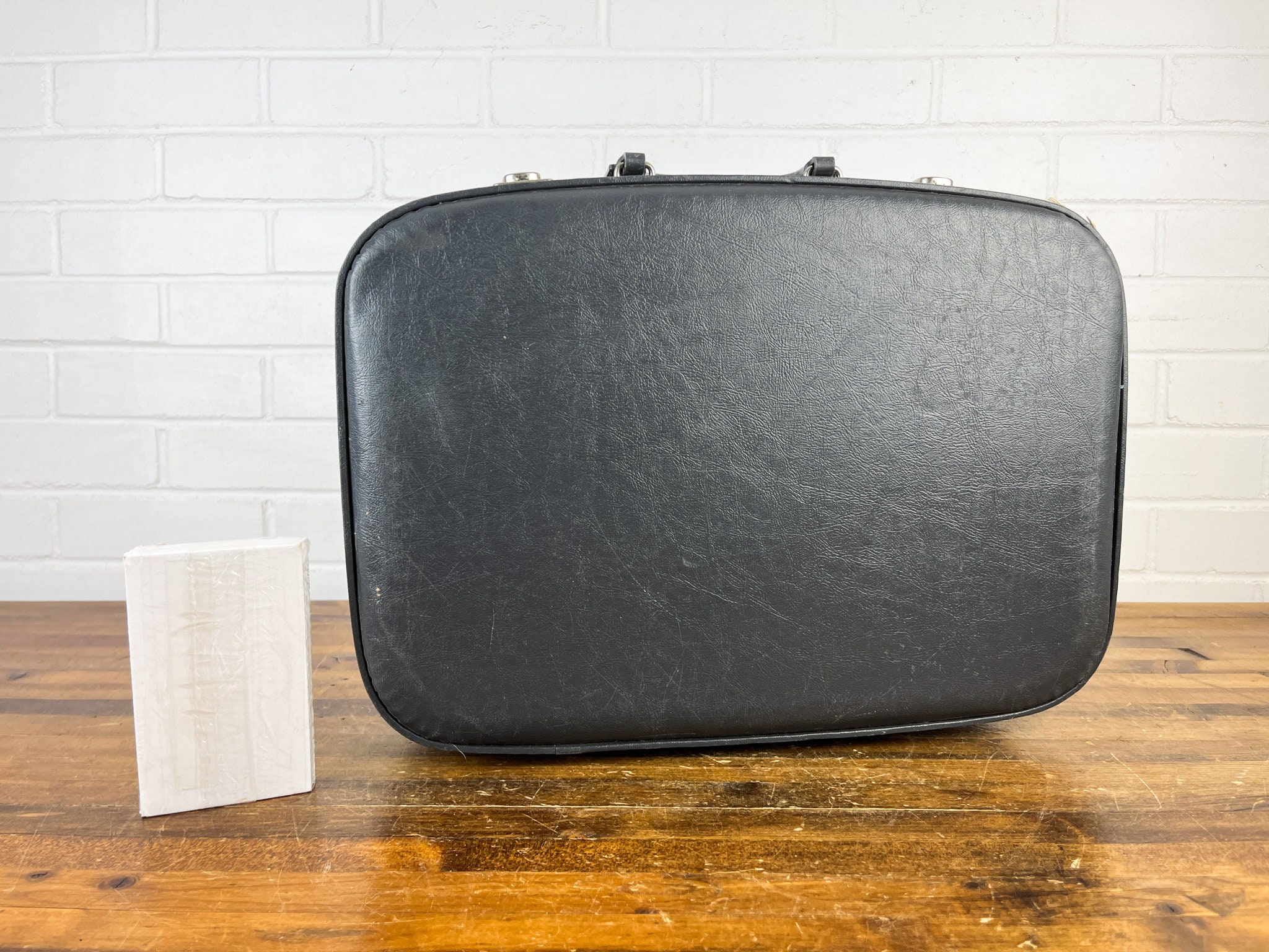 Vintage Gray Suitcase Grey Luggage to Display Storage Case Underbed ...