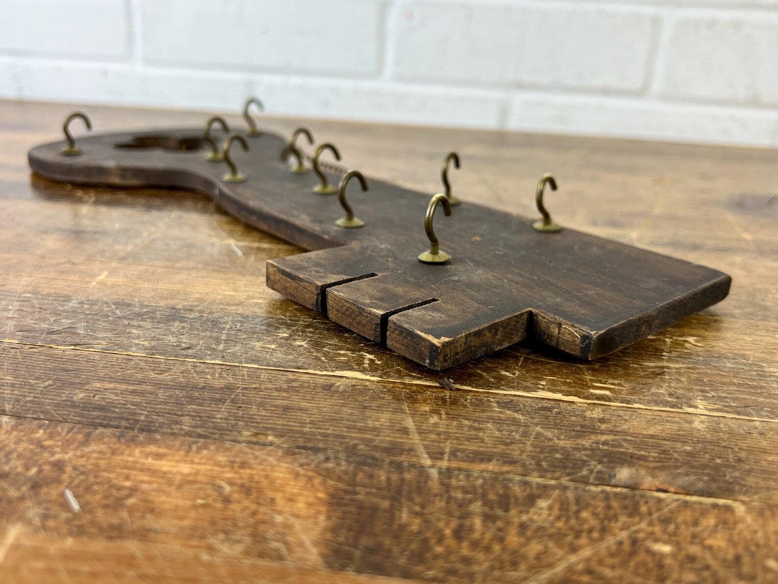 Vintage Wood Key Shaped Key Holder for Wall Vintage Distressed Wooden ...