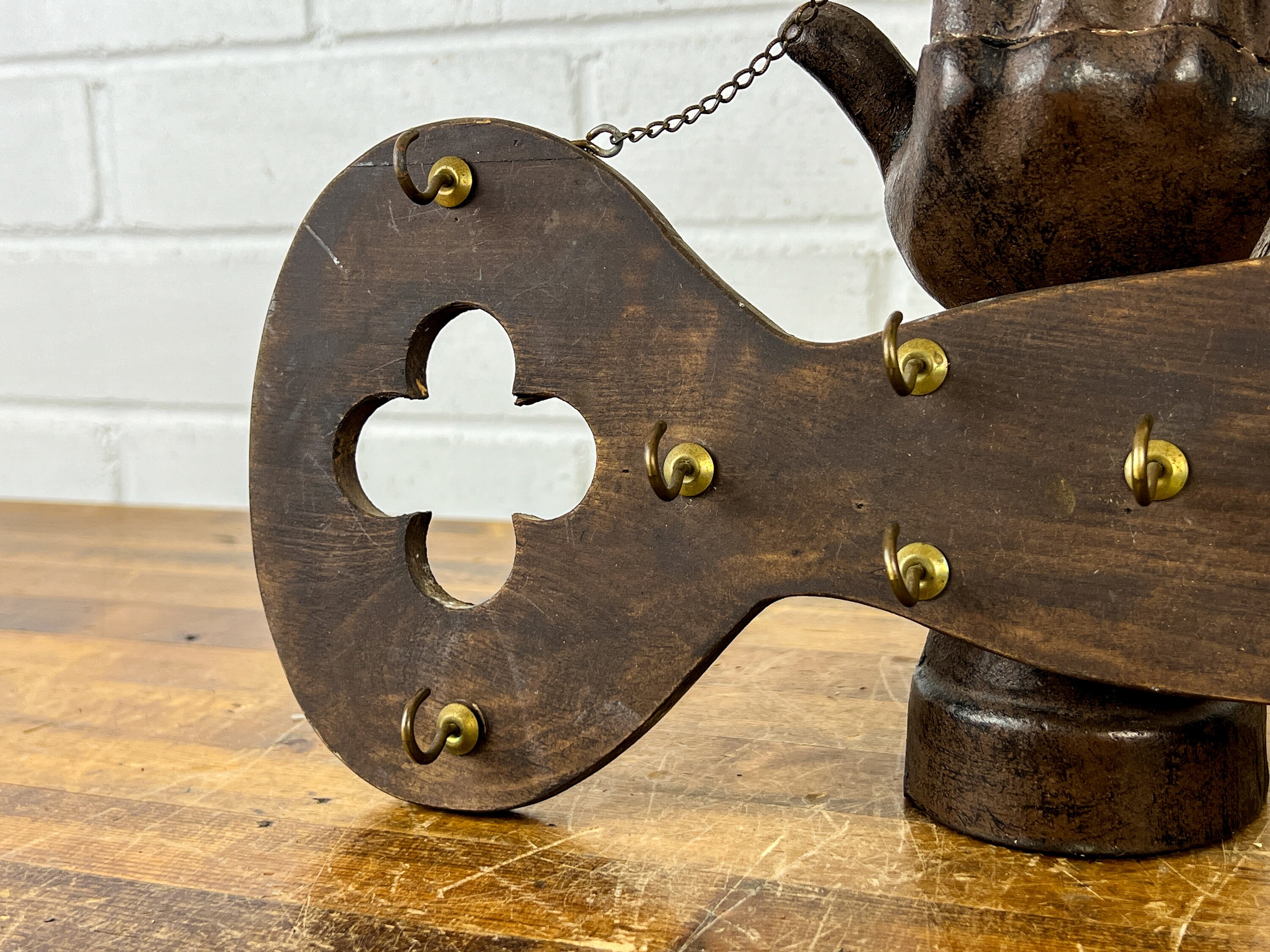 Vintage Wood Key Shaped Key Holder for Wall Vintage Distressed Wooden ...
