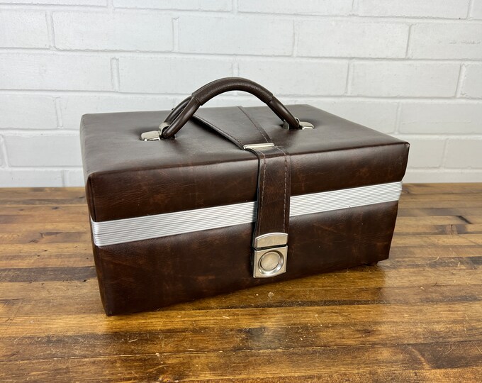 Vintage 8 Track Holder Case Holds 24 Tapes Faux Leather Brown Hard 8 ...