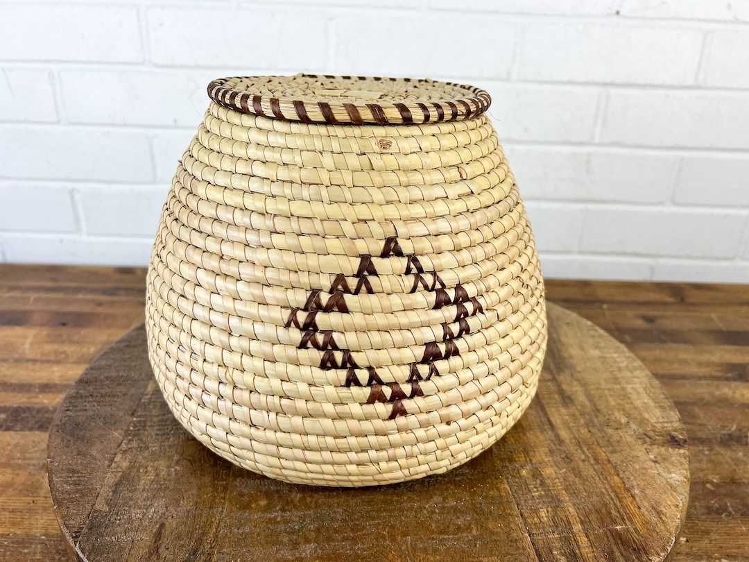 Vintage African Basket With Lid Straw Woven Basket From Owambo Tribe ...