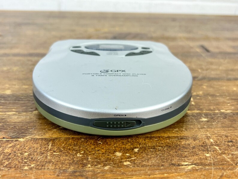 Vintage GPX C3849 Portable CD Player • 8x Oversampling • Programmable ...