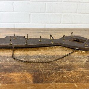 Vintage Wood Key Shaped Key Holder for Wall Vintage Distressed Wooden ...
